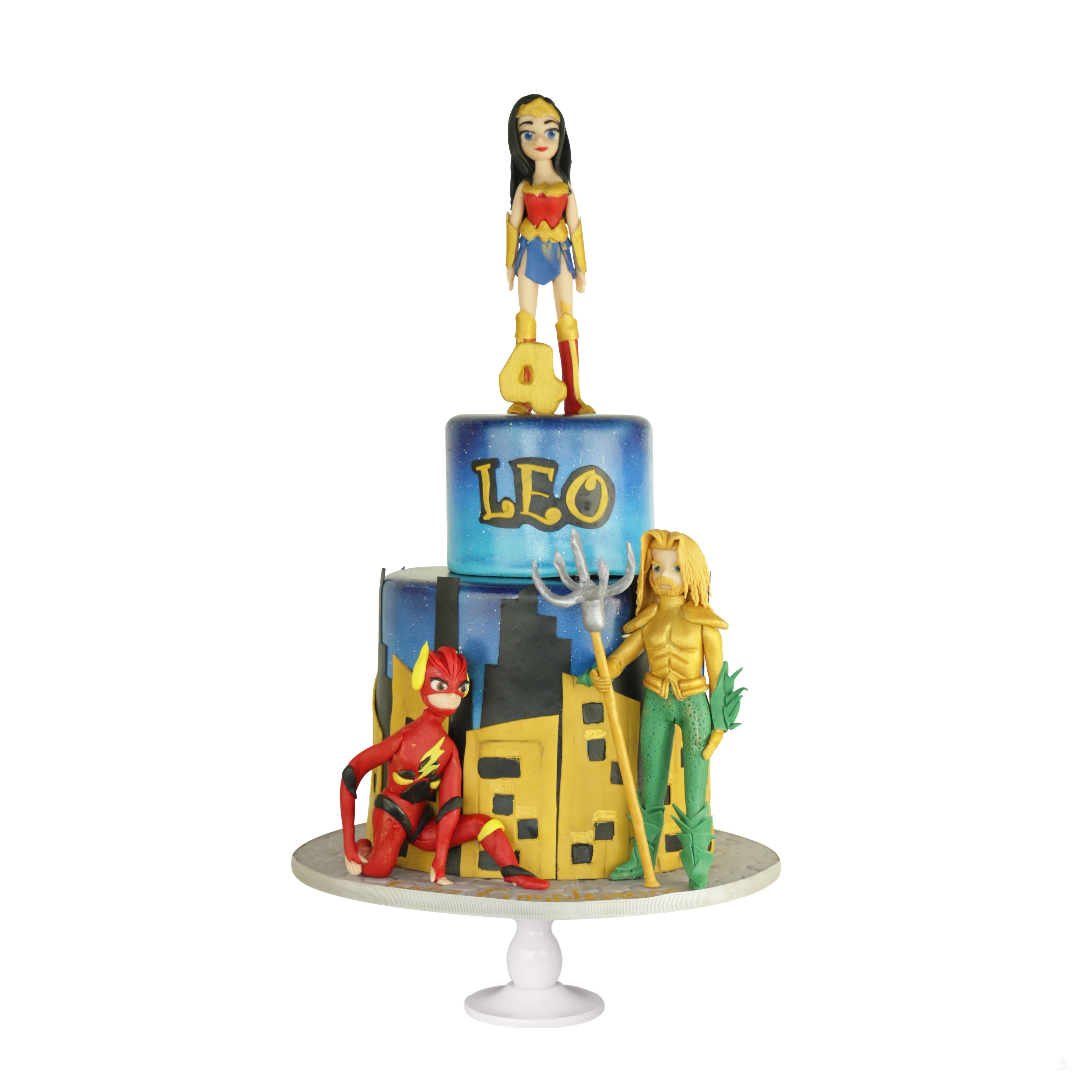 DC Cake, Pastel con figuras de fondant de la Liga de la Justicia – L Autrichienne